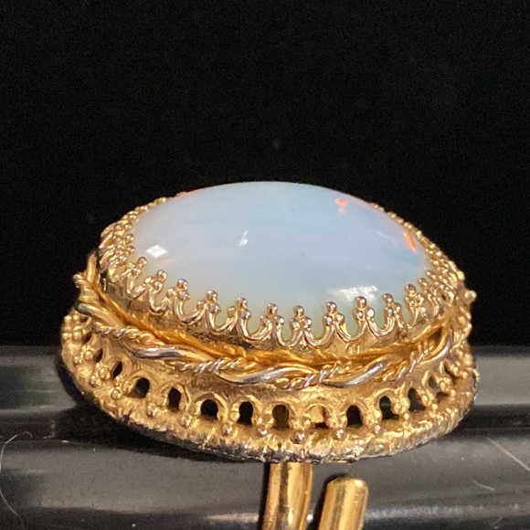 Napier | Jewelry | Rare Vintage Napier Opalescent Cocktail Ring | Poshmark